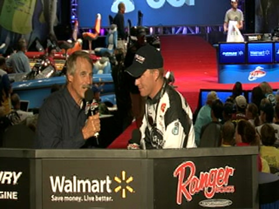 Andy Montgomery is interviewed by Hank Parker on day 2 of the Forrest ...