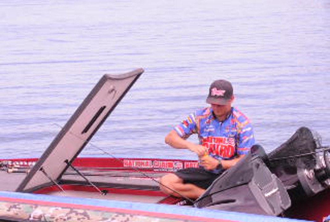 Day 4, 11:00 a.m. - Justin Lucas - Major League Fishing