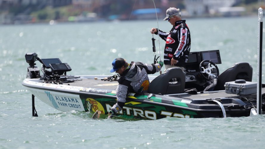 Tim Horton Qualifies for Third-Straight Knockout Round - Major League ...