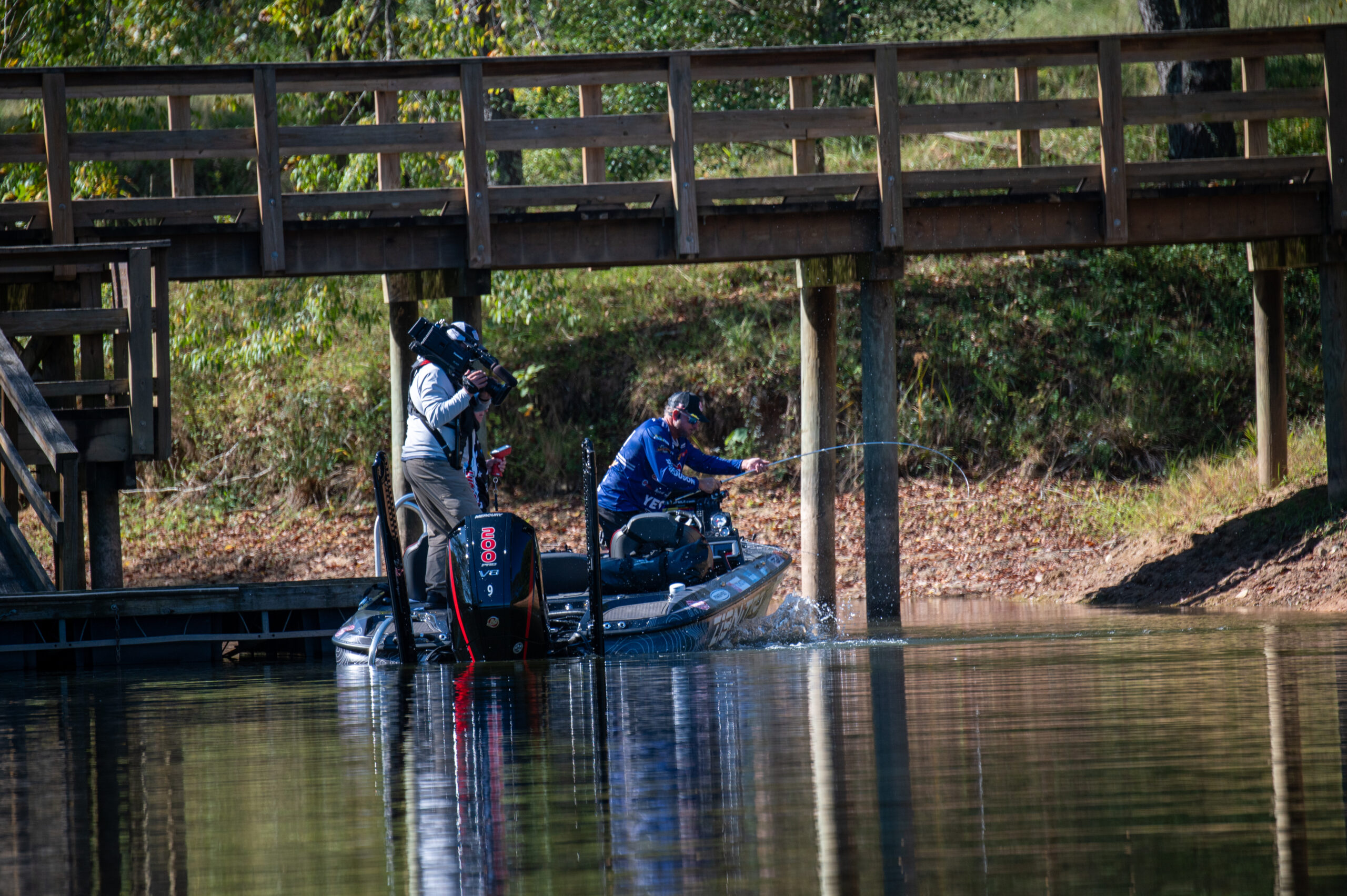 GALLERY: Sprague makes a splash for team B&W Trailer Hitches at Costa ...