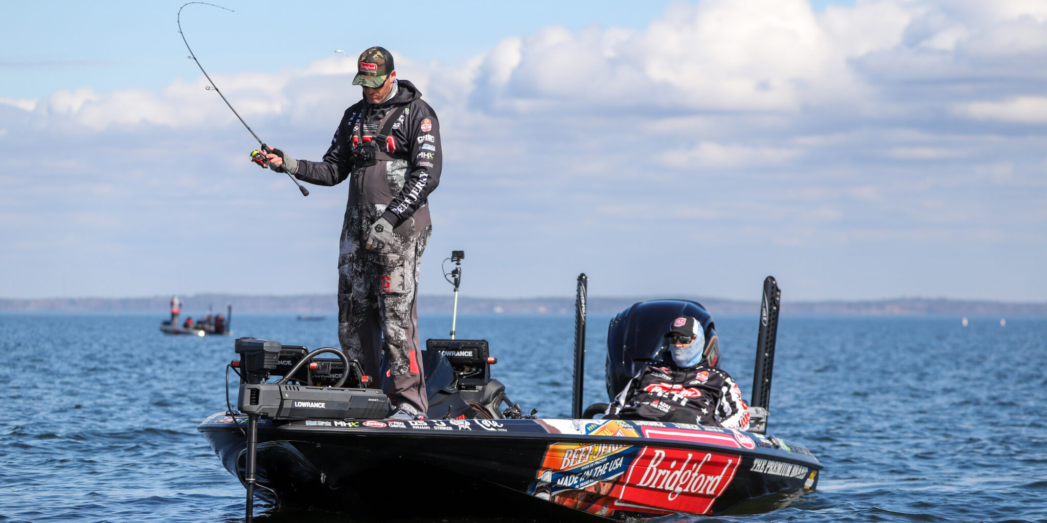 1 BAIT/5 REASONS: Why Stefan favors a "hybrid" glide/jerk/slash bait ...