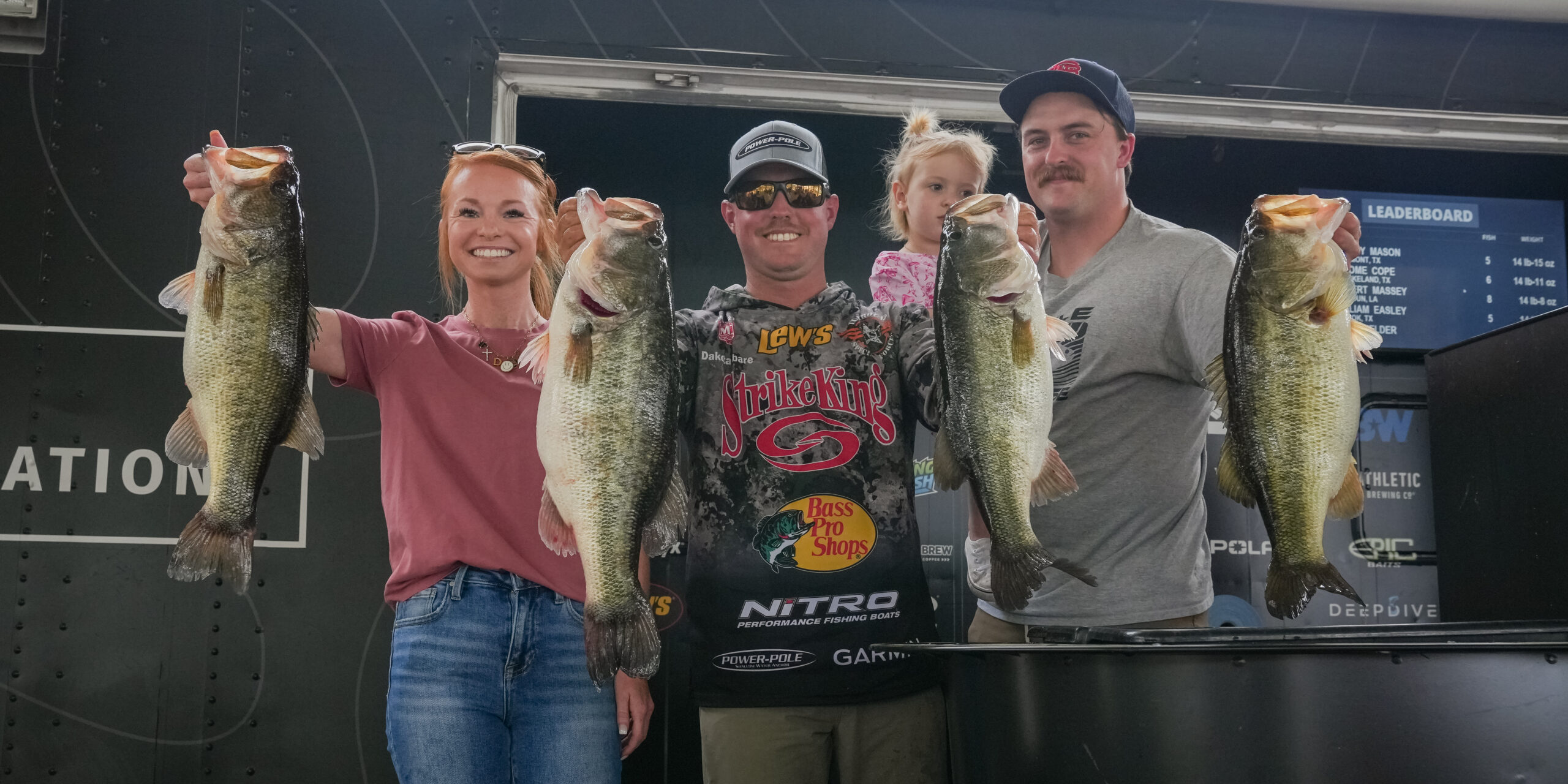 Ebare cruises into the lead with 61-1 through two days on Rayburn ...
