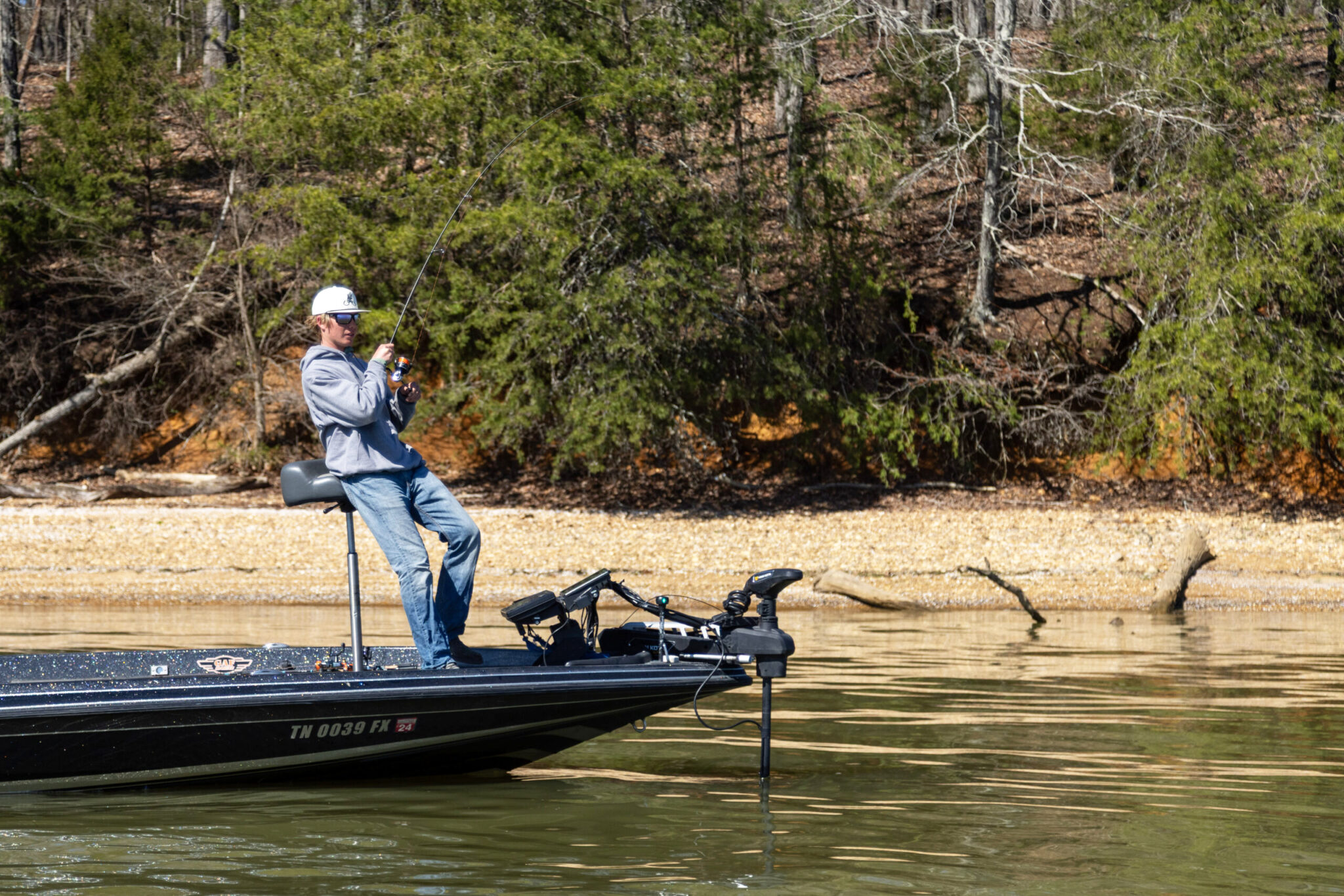 Nutt back on top after monster Day 1 on Chickamauga - Major League Fishing