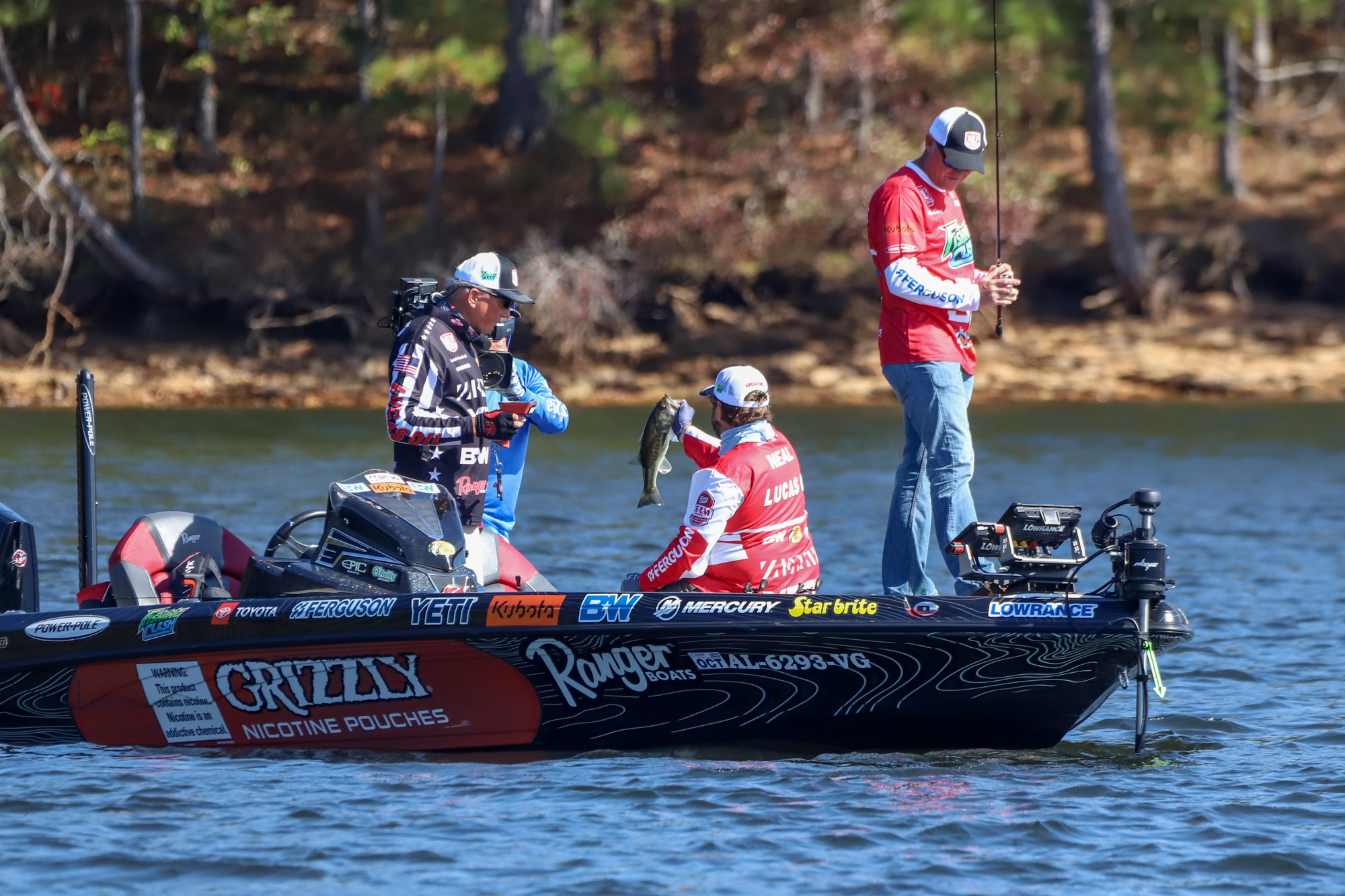 Team Lucas Oil’s Clausen and Neal cruise to Day 2 victory at Folds of ...