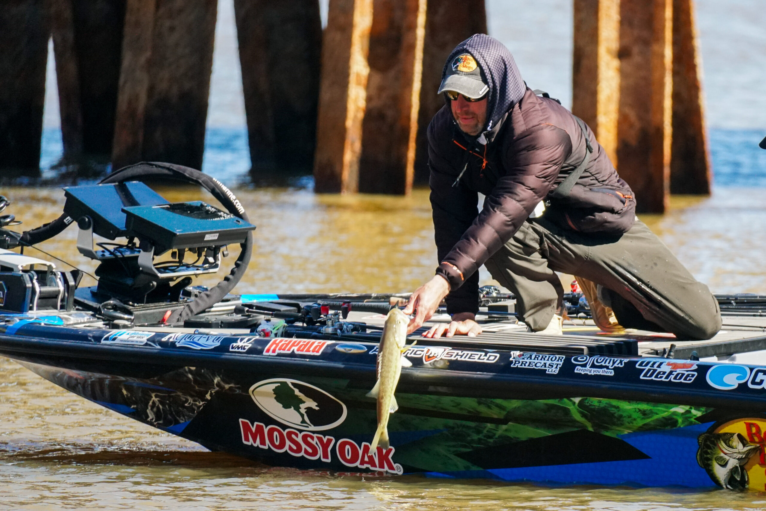 GALLERY: Bass Pro Tour anglers tough it out during Stage 2 Championship ...